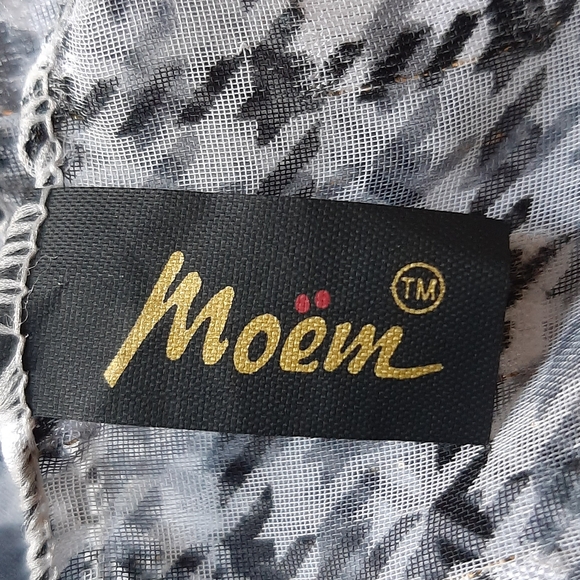 moem | Accessories | Moem Black And White Houndstooth Fabric | Poshmark